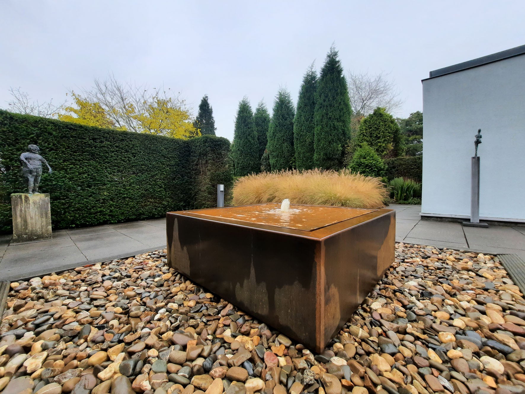 Watertafels in cortenstaal – sfeervol design met LED-fontein – CorTenStyle